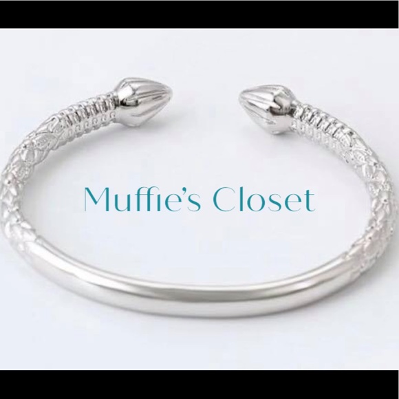 Muffie’s Closet | Jewelry | Heavy Caribbean Silver Bangle 6mm Arrow ...